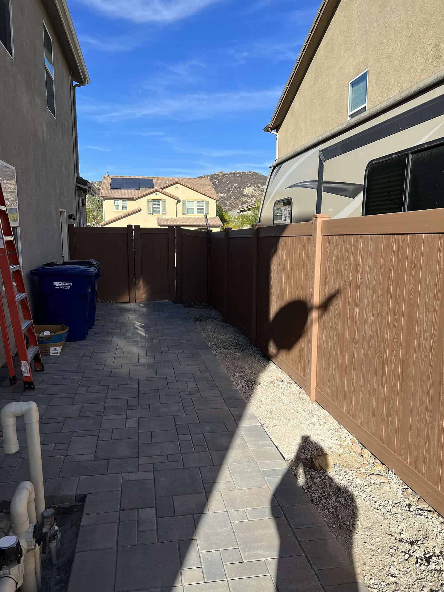 Brown Vinyl Fence Gallery | Vinyl Pro Fence