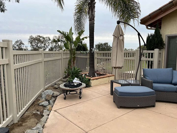Colored Vinyl Fences | Vinyl Pro Fence