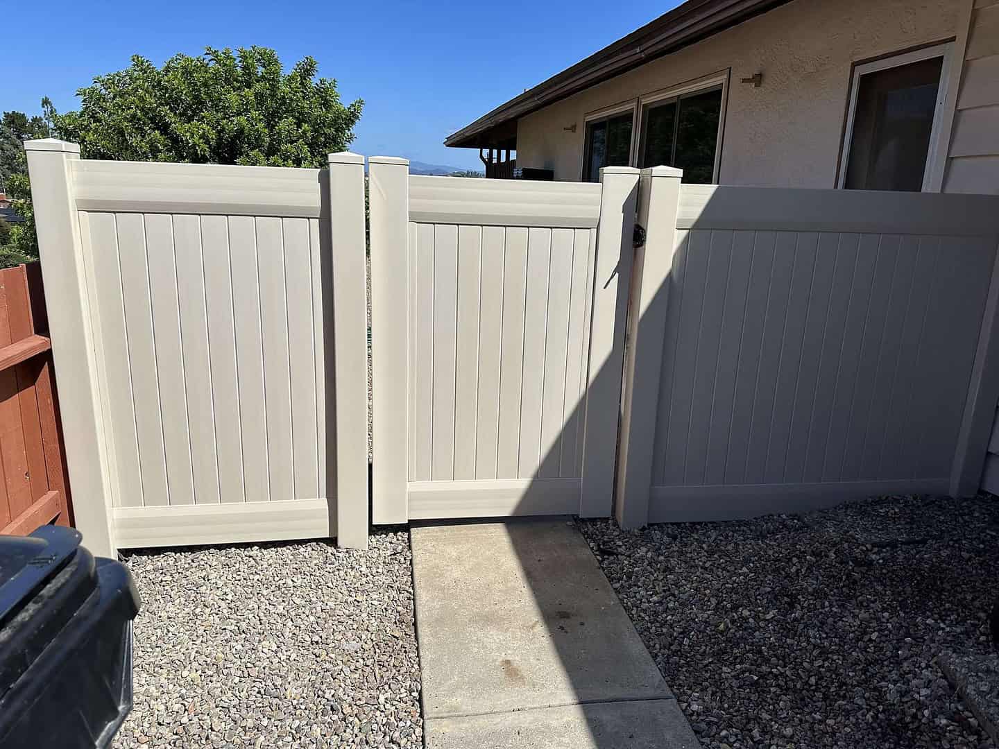Vinyl Fence Gates | Vinyl Pro Fence