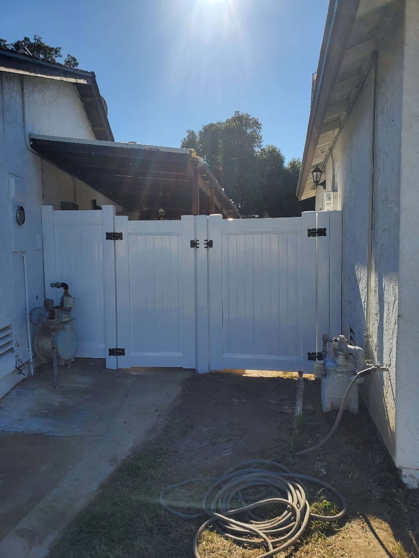 Vinyl Gates Gallery – Vinyl Pro Fence