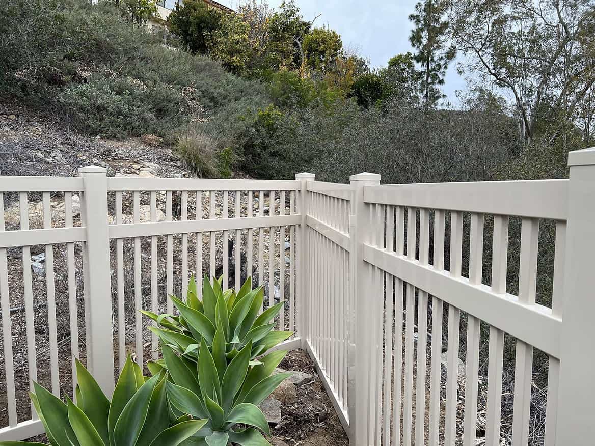 Vinyl Fences in Vista | Vinyl Pro Fence