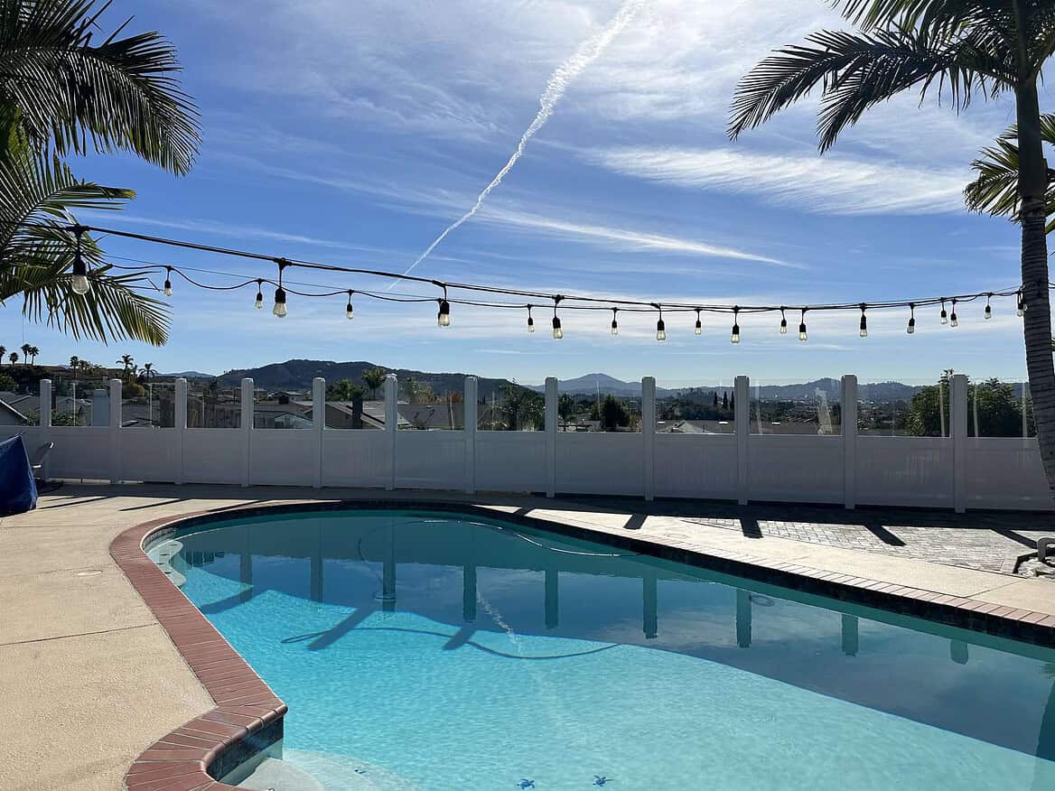 Vinyl Pool Fences | Vinyl Pro Fence