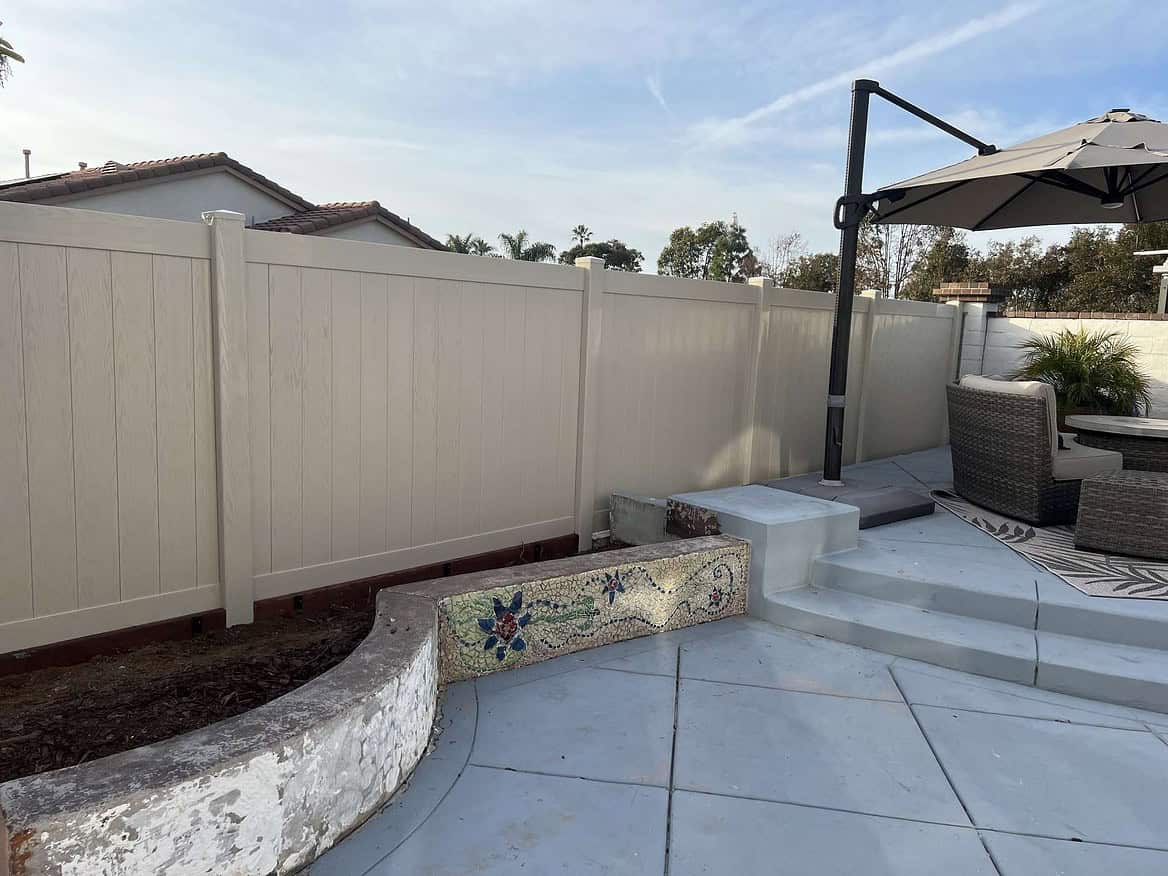 Vinyl Privacy Fences | Vinyl Pro Fence