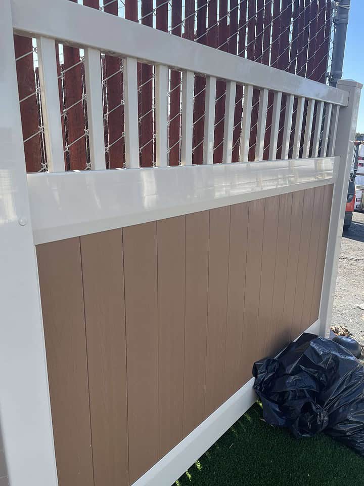 Vinyl Privacy Fence with Accent Gallery – Vinyl Pro Fence
