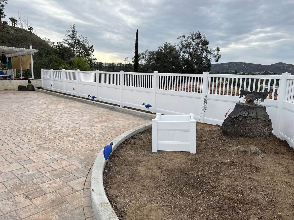 Vinyl Semi Privacy Fences | Vinyl Pro Fence