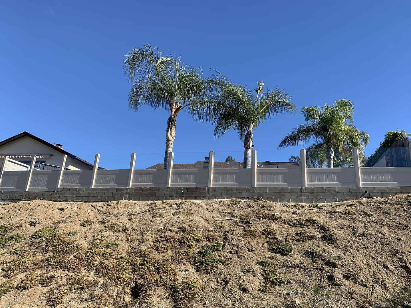 Vinyl Wall Toppers | Vinyl Pro Fence