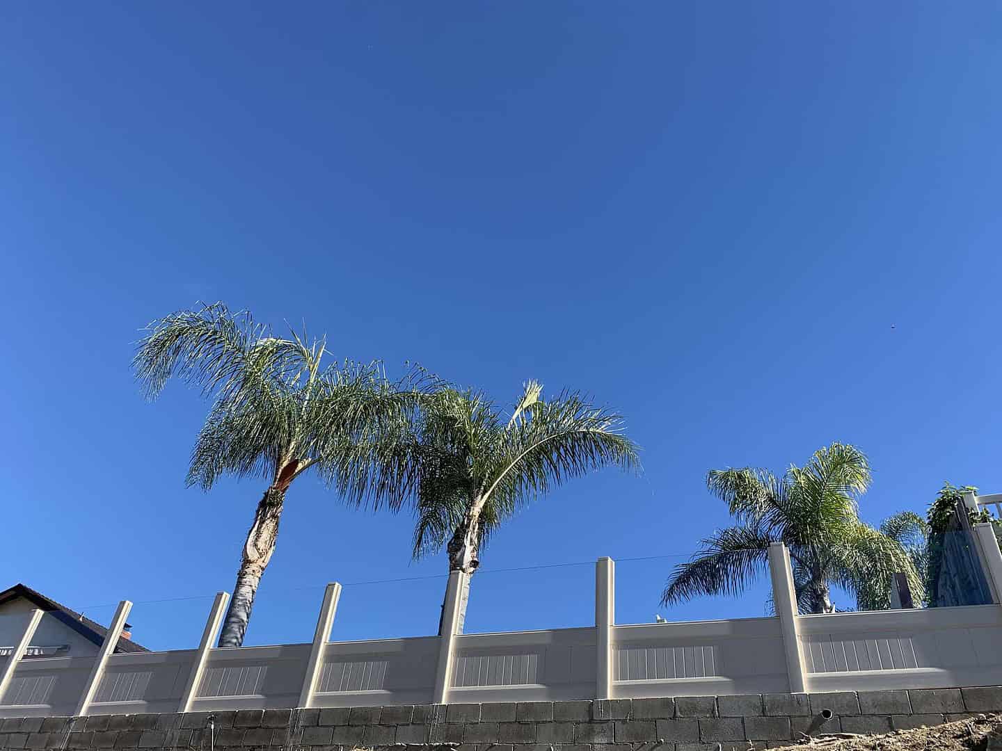 Vinyl Wall Toppers | Vinyl Pro Fence