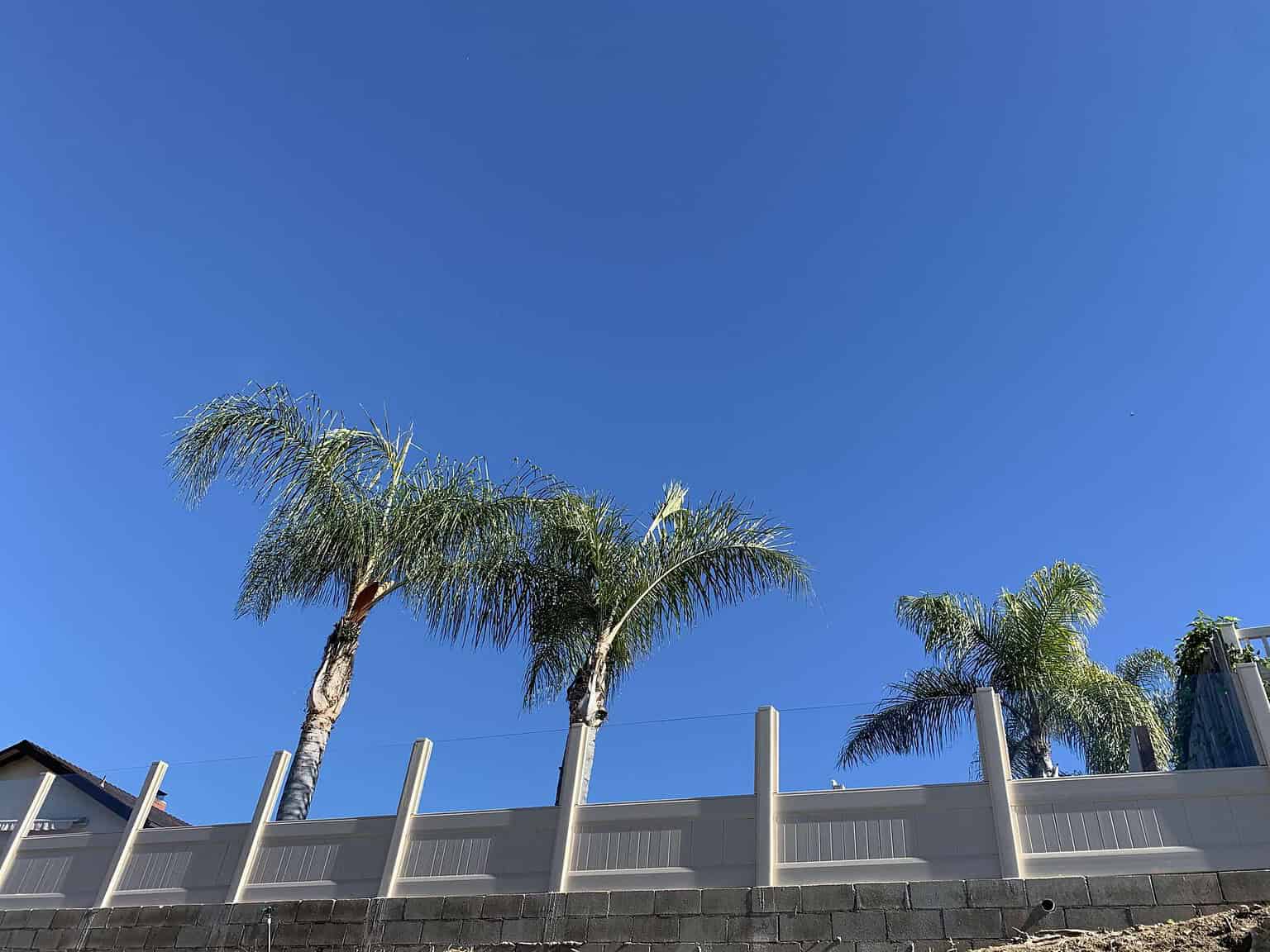 Vinyl Wall Toppers | Vinyl Pro Fence